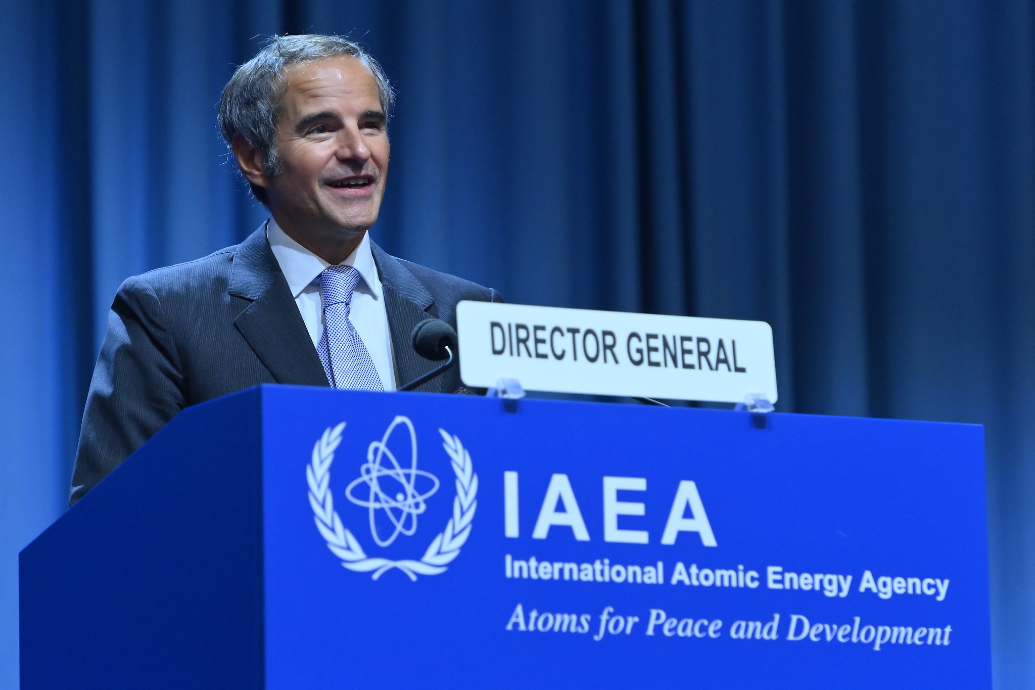 IAEA director leads Delft recruitment campaign - Delta